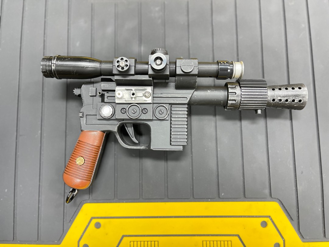DL-44 Blaster 1:1 scale with Xenopixel board installed, Hobbies & Toys ...