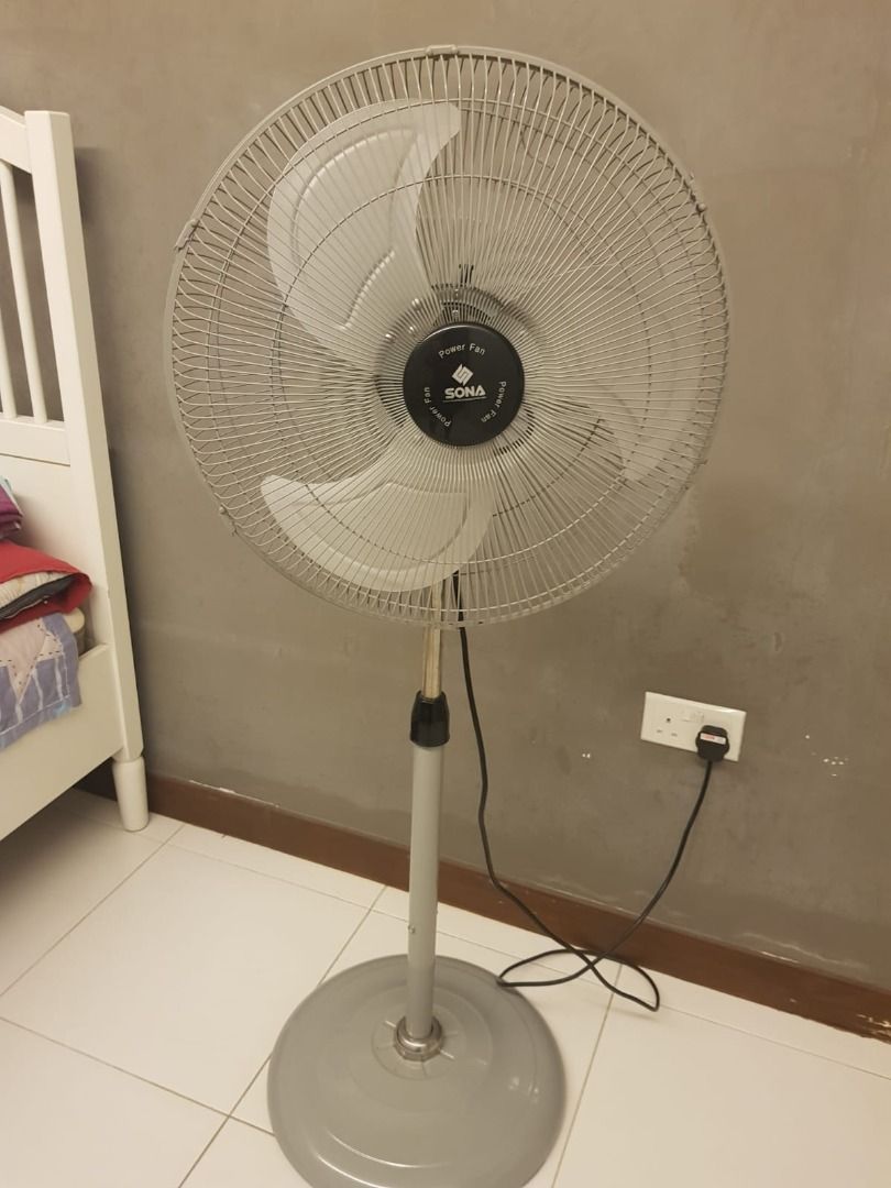 Fan, Furniture & Home Living, Lighting & Fans, Fans on Carousell