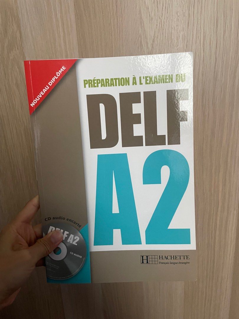 French Delf A2 exam preparation, 興趣及遊戲, 書本 & 文具, 書本及雜誌 - 補充練習 - Carousell