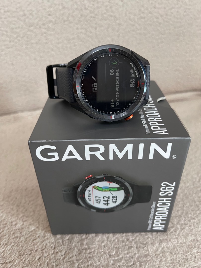 Garmin, Men's Fashion, Watches & Accessories, Watches on Carousell