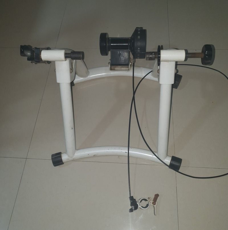 Giant Indoor Trainer, Sports Equipment, Bicycles & Parts, Parts ...