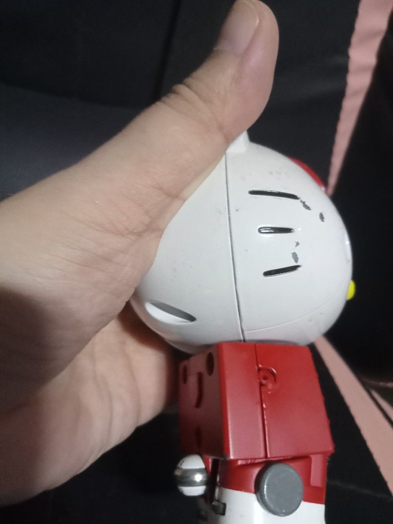 Hello kitty damage robot as is no arms heavy metal, Hobbies & Toys ...