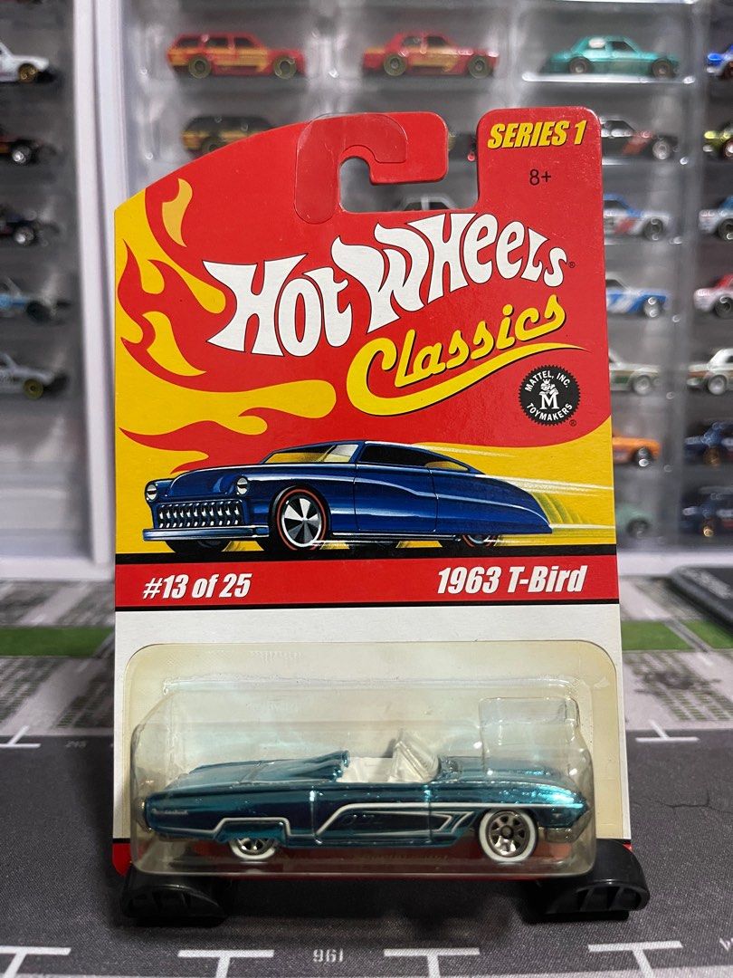 Hot Wheels Classics 1970 Chevelle Convertibles 1963 T-Bird, Hobbies ...