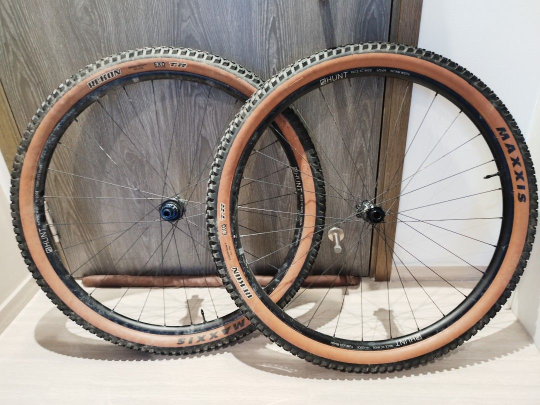 Hunt Race XC Wide Wheelset, Sports Equipment, Bicycles & Parts, Parts ...