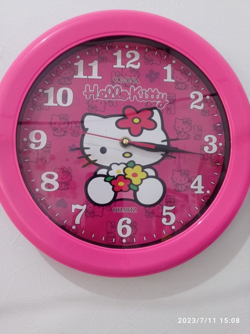 Jam Dinding Anak Hello Kitty, Bayi & Anak, Lainnya di Carousell