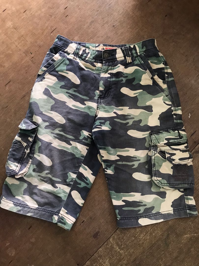 celana jorts cargo army military y2k, Fesyen Pria, Pakaian , Bawahan di Carousell