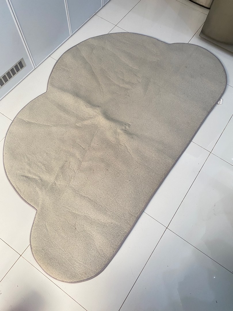 Karpet Unik Bentuk Awan Brand BuyBeam P 200 x L 121, Perabotan Rumah di ...