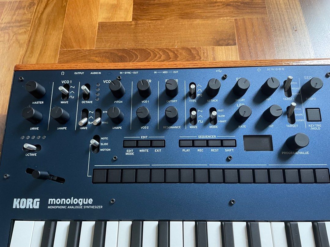Korg Monologue Monophonic Analog Synthesizer, Hobbies & Toys, Music ...