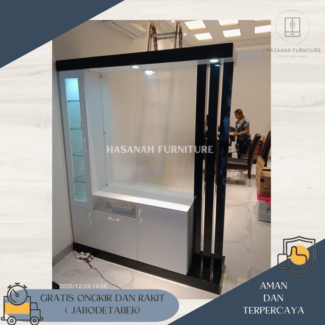 lemari partisi/sekat ruangan transparan, Perabotan Rumah di Carousell