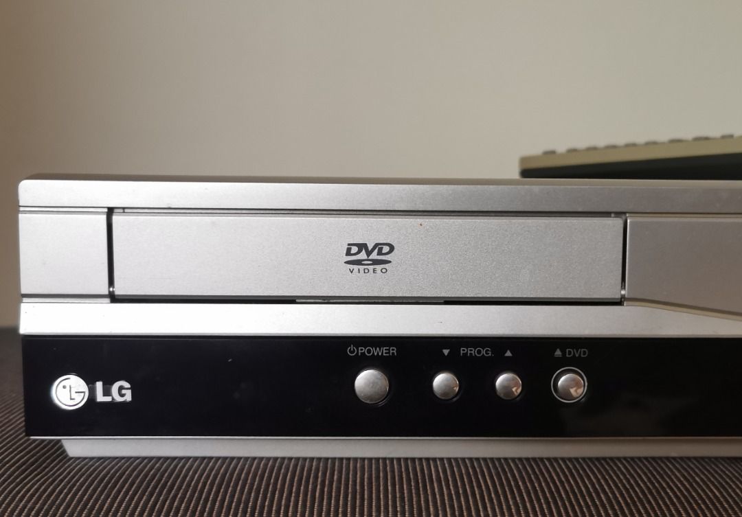 LG DVD-VHS Combination, TV & Home Appliances, TV & Entertainment, Blu ...