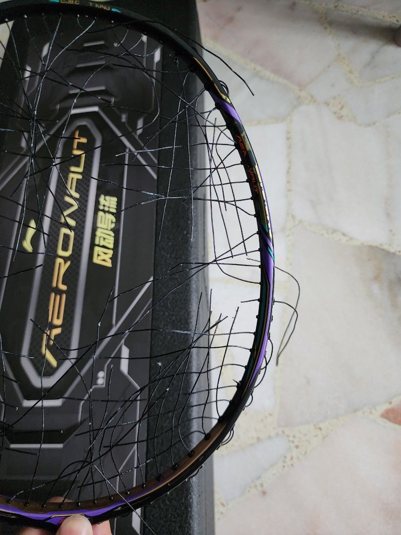 Lining Aeronaut 9000i Box Limited Edition, Sports Equipment, Sports ...