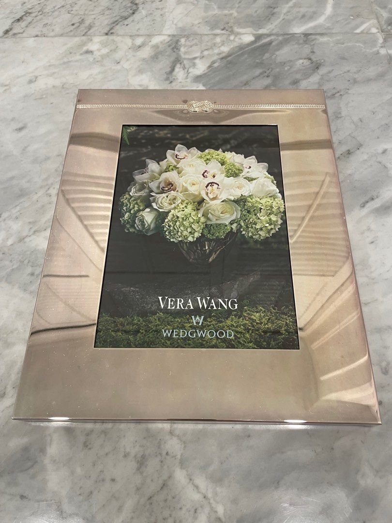 Luxury Vera Wang Infinity Photo Frame, Furniture & Home Living, Home ...