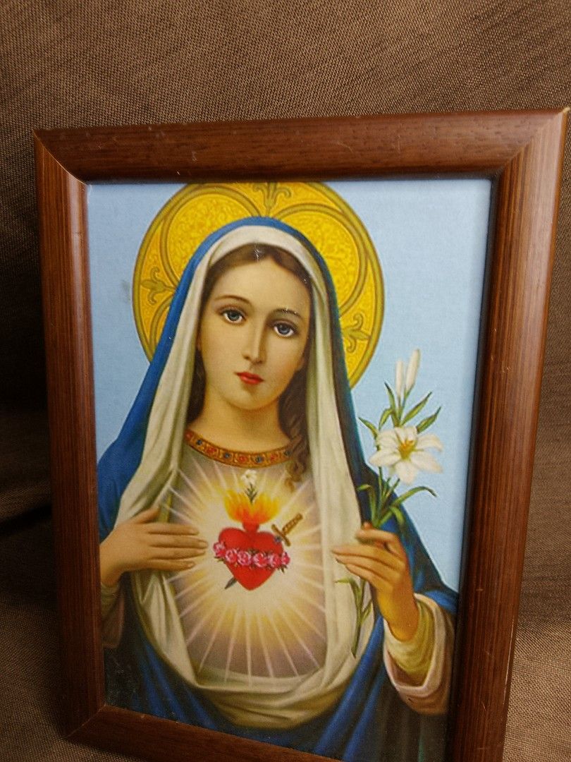 Mama Mary photo frame on Carousell