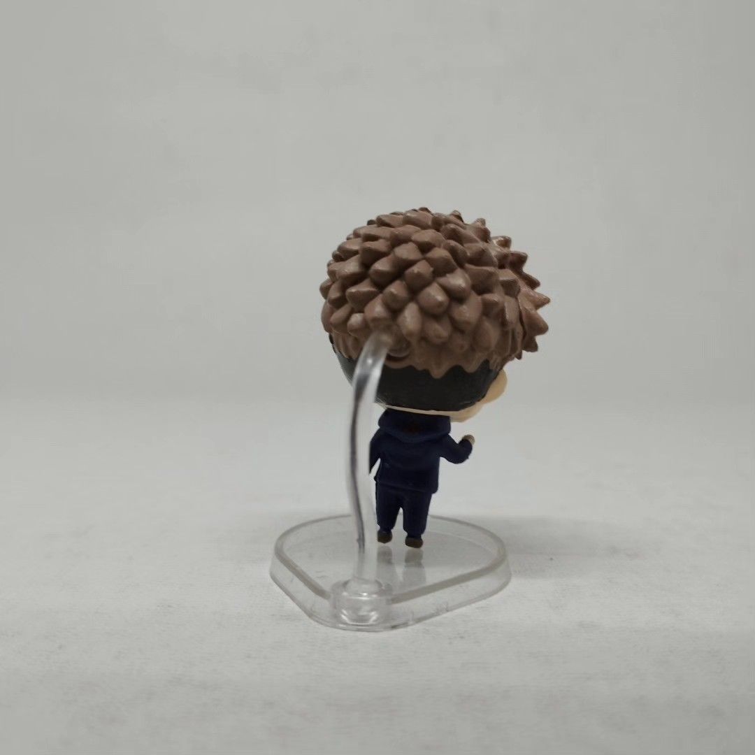 Mini Figure Jujutsu Kaisen Yuji Itadori, Toys & Collectibles, Mainan di ...