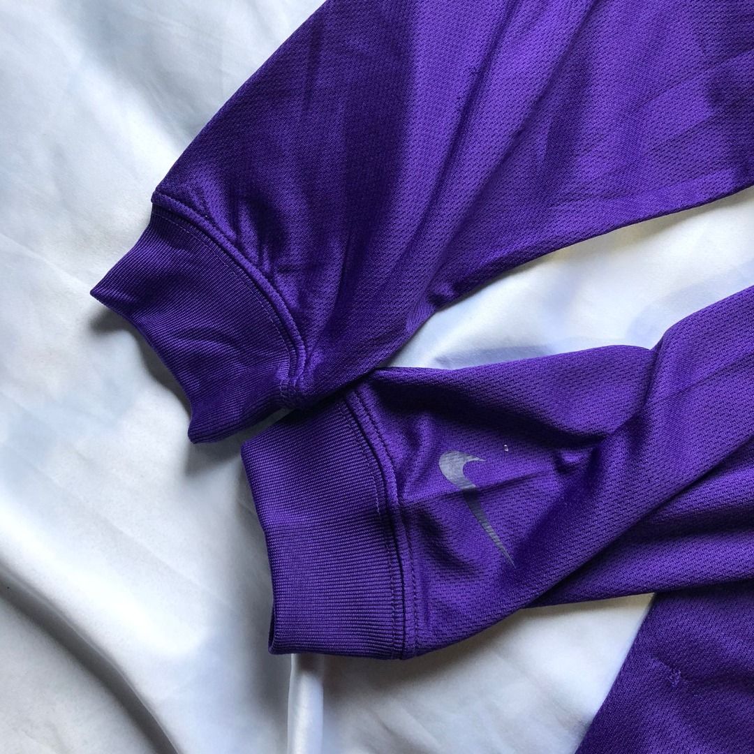 Nike Kobe Bryant 'Mamba Out' Long Sleeve Sweatshirt Dri-Fit, Fesyen ...