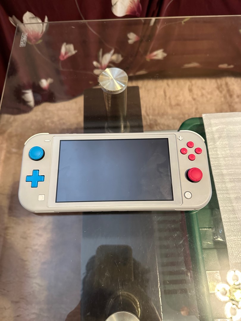Nintendo switch lite Z&Z, Video Gaming, Video Game Consoles, Nintendo ...