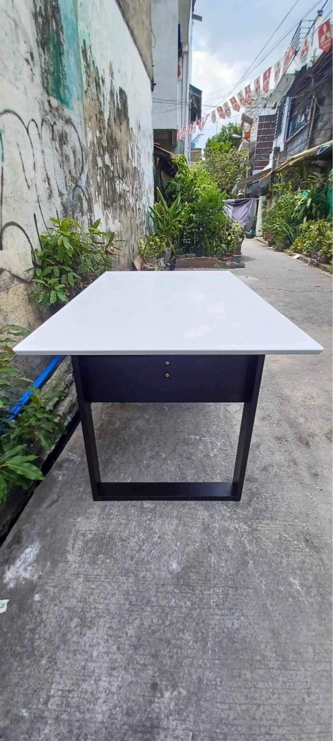 Nitori 4 to 6 Seaters Expandable Type Dining Table, Ducco Finished on ...