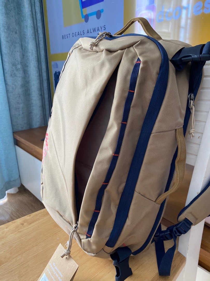 Patagonia TRes Pack, Men's Fashion, Bags, Backpacks on Carousell