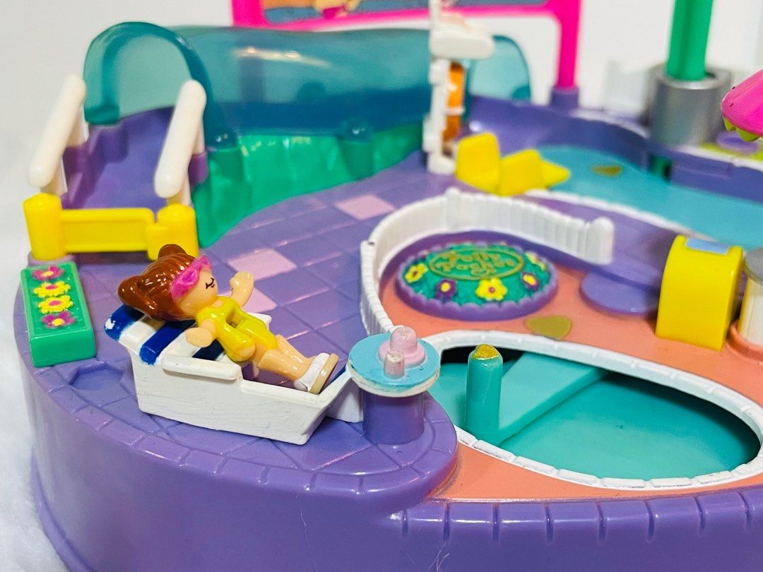 Polly pocket pool party, Hobbies & Toys, Toys & Games on Carousell