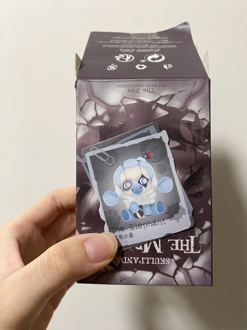 Pop mart popmart sp skull panda 疲憊小象, 興趣及遊戲, 玩具 & 遊戲類 - Carousell