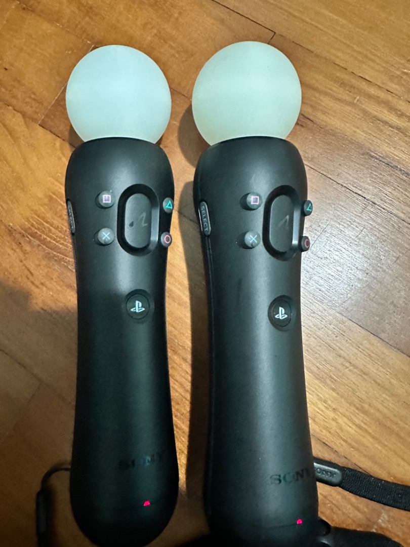 PSVR Move controllers, Video Gaming, Gaming Accessories, Controllers on ...