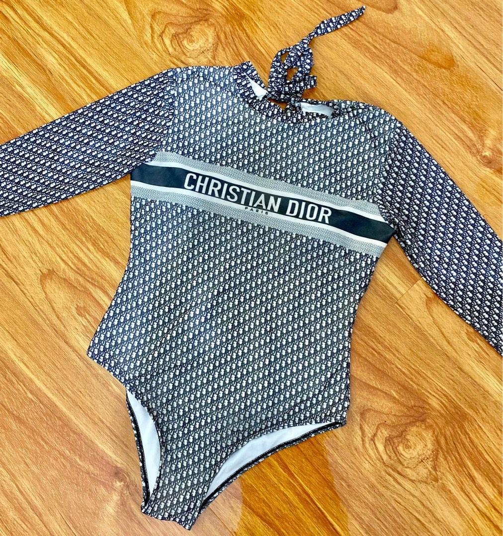 Sexy Backless Rashguard, Women's Fashion, Swimwear, Rash guard on Carousell