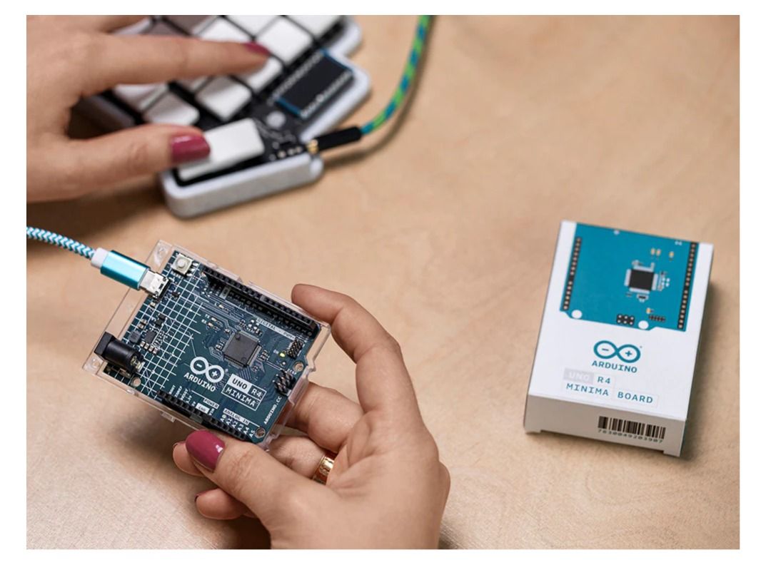 *SG STOCK* Arduino® UNO R4 Minima *Official* WIFI or NON WIFI ...