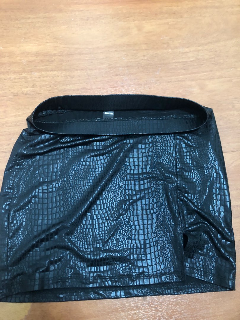 SHEIN Leather Mini Skirt (Black), Women's Fashion, Bottoms, Skirts on ...