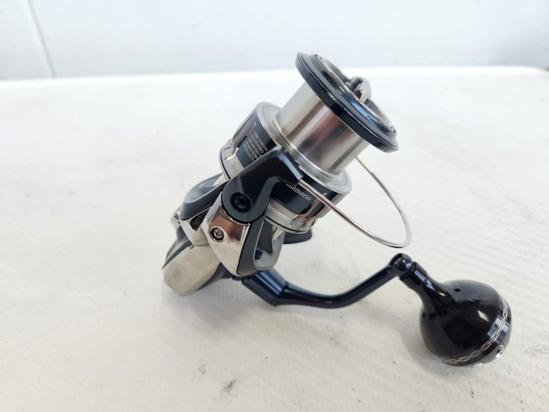 Shimano stradic SW 4000 XG, Sports Equipment, Fishing on Carousell
