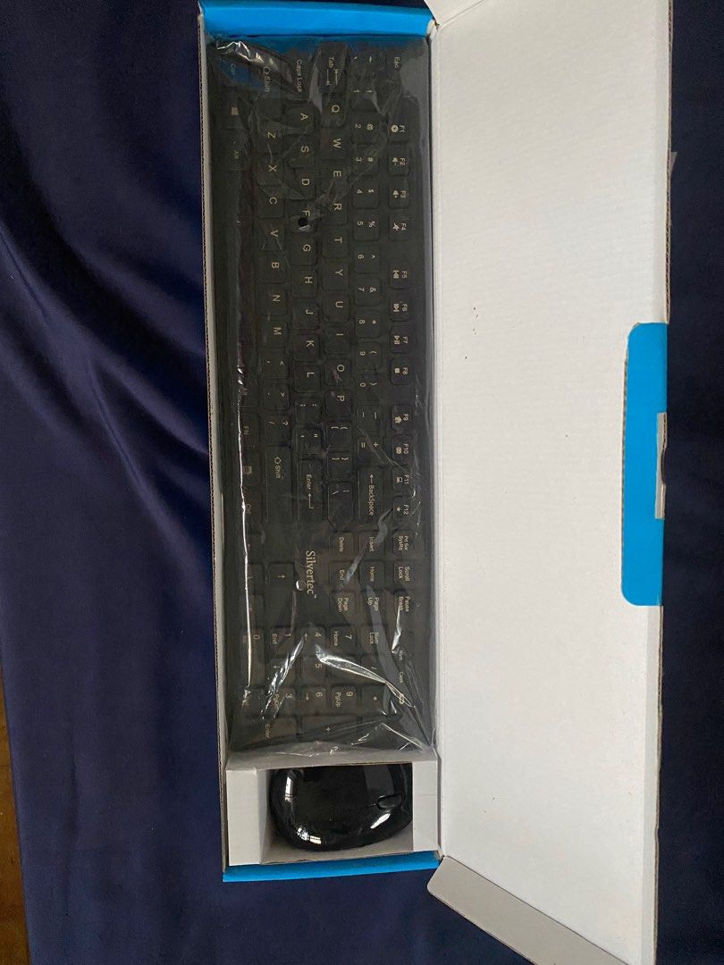 Silvertec Woreless Keyboard and Mouse on Carousell