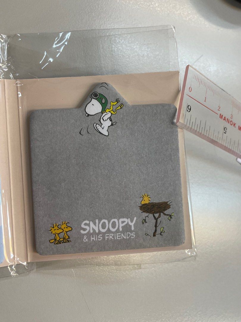 Snoopy sticky notes, 興趣及遊戲, 手作＆自家設計, 文具 - Carousell