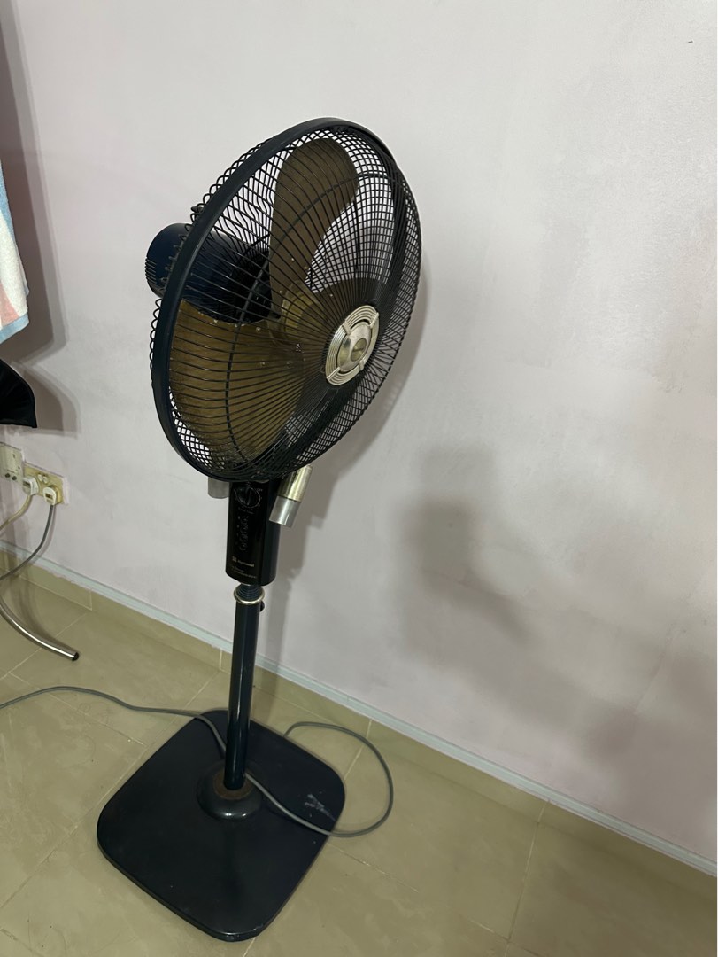 Standing Fan, TV & Home Appliances, Other Home Appliances on Carousell