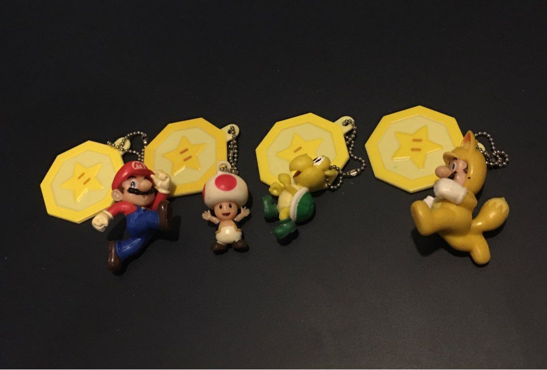 4 Super Mario Bros Keychains, Hobbies & Toys, Toys & Games on Carousell
