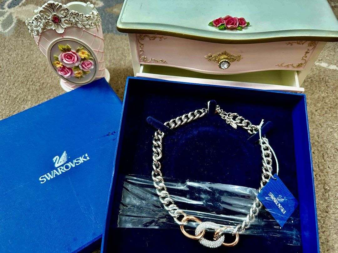 SWAROVSKI BOUND CHUNKY CHAIN NECKLACE Luxury Accessories on Carousell
