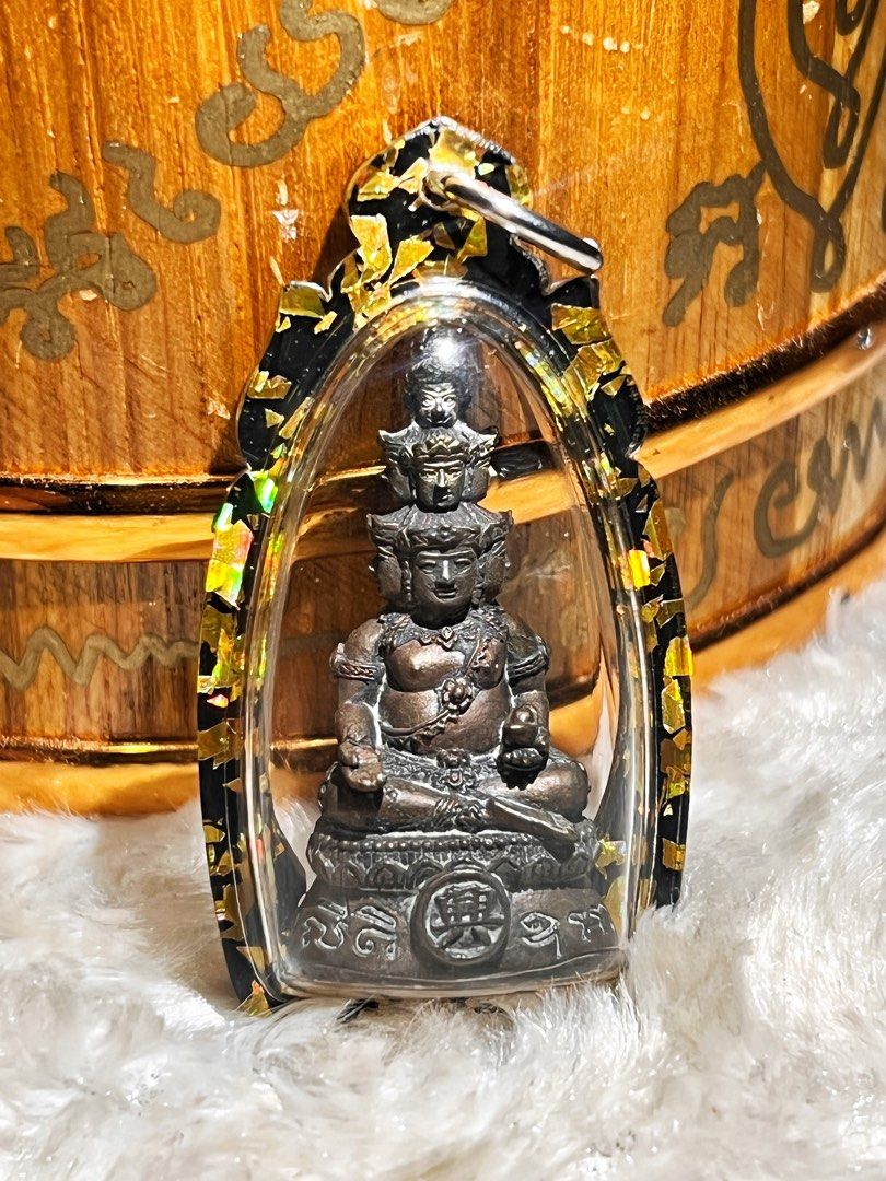九面富贵佛【興福版-龙婆通丹Thai amulet, Hobbies & Toys, Collectibles & Memorabilia, Religious Items on Carousell