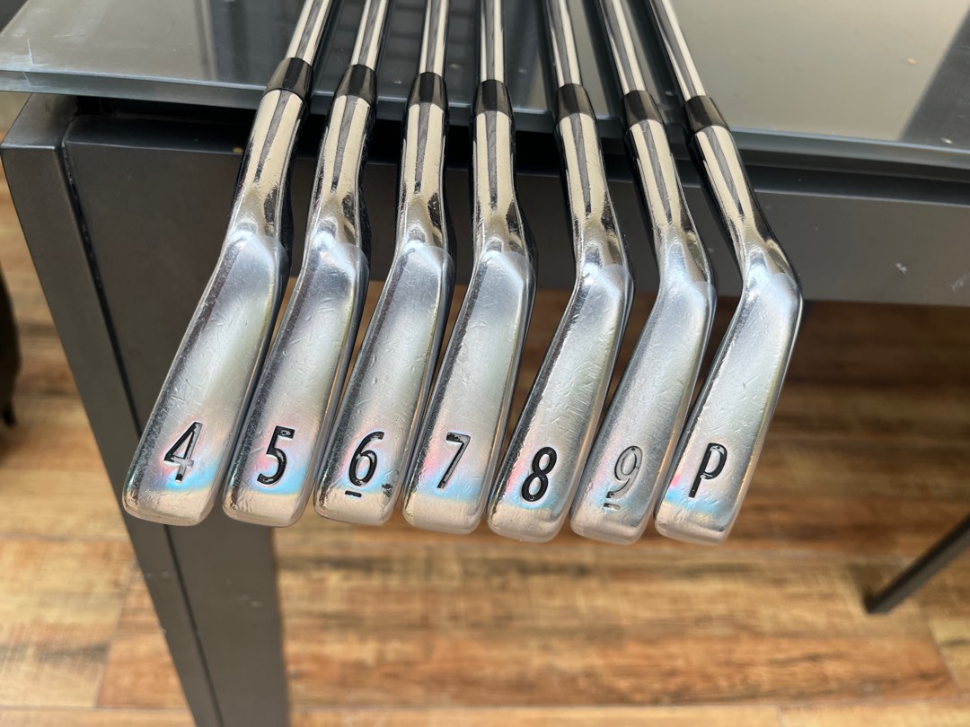 Titleist AP2 iron set 4-PW RH, Sports Equipment, Sports & Games, Golf ...