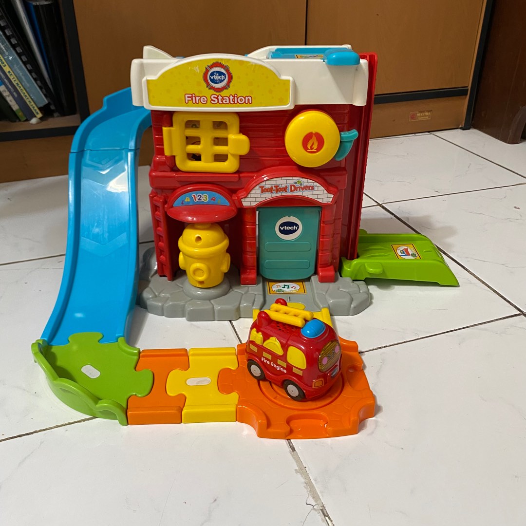 Vtech Go! Go! Smart Wheels Fire Command Rescue Center, Toys ...
