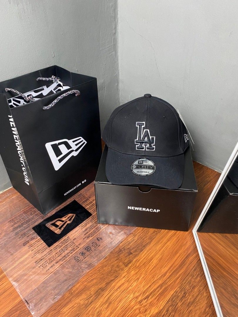 Topi baseball MLB Caps New Era Hat Logo LA Hitam Putih, Fesyen Pria ...