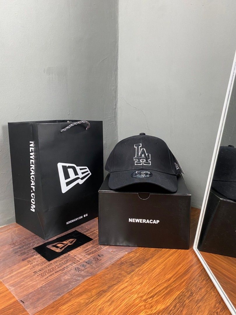 Topi baseball MLB Caps New Era Hat Logo LA Hitam Putih, Fesyen Pria ...