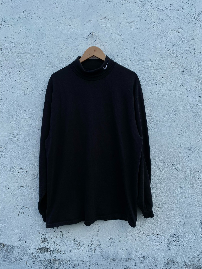Vintage Nike Turtle Neck Swoosh, Men's Fashion, Activewear on Carousell