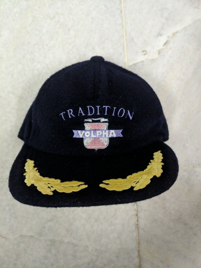 Vintage Volpha 2way apollo cap bunga padi, Men's Fashion, Watches ...