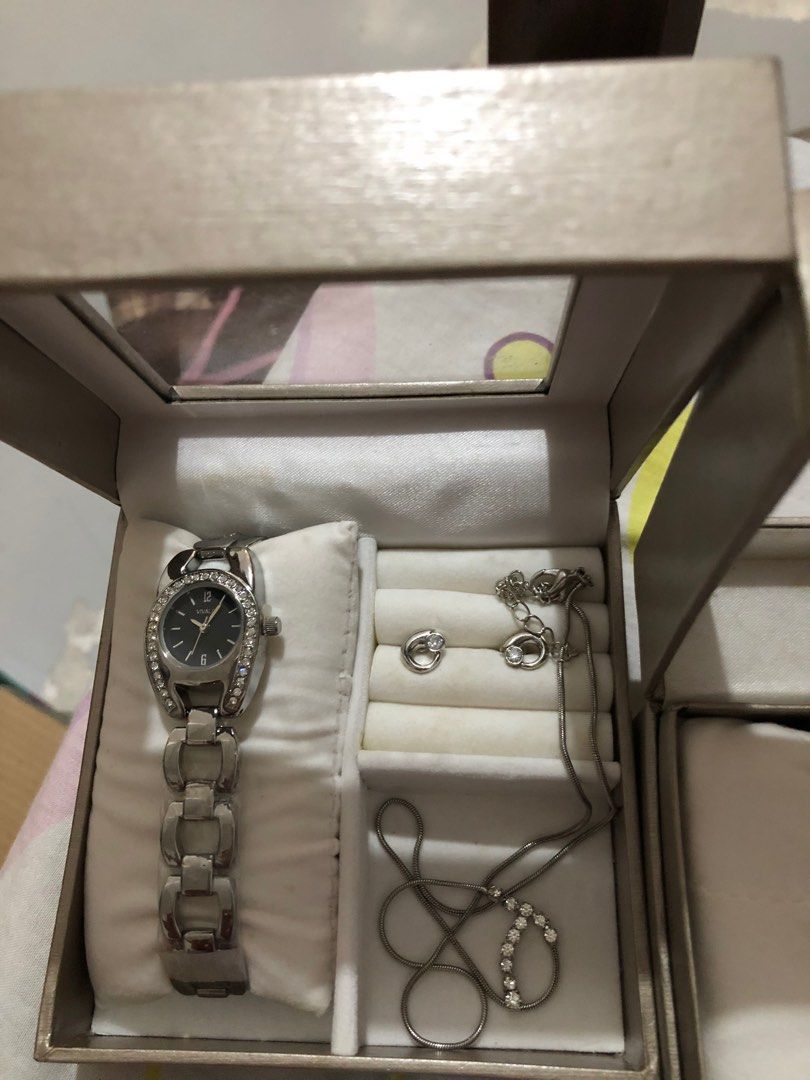 Vivaldi signature watch in Europe, Luxury, Watches on Carousell