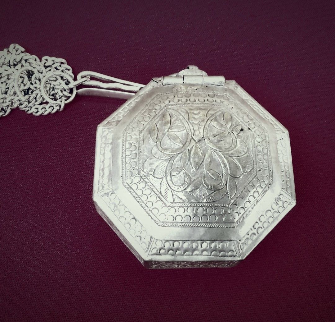 Antik celepa perak, Hobbies & Toys, Collectibles & Memorabilia, Vintage ...