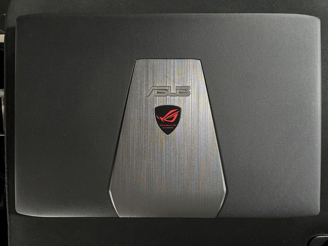 ASUS ROG 15.6" inch Gaming Laptop Processor intel i7 Storage SSD 512GB ...