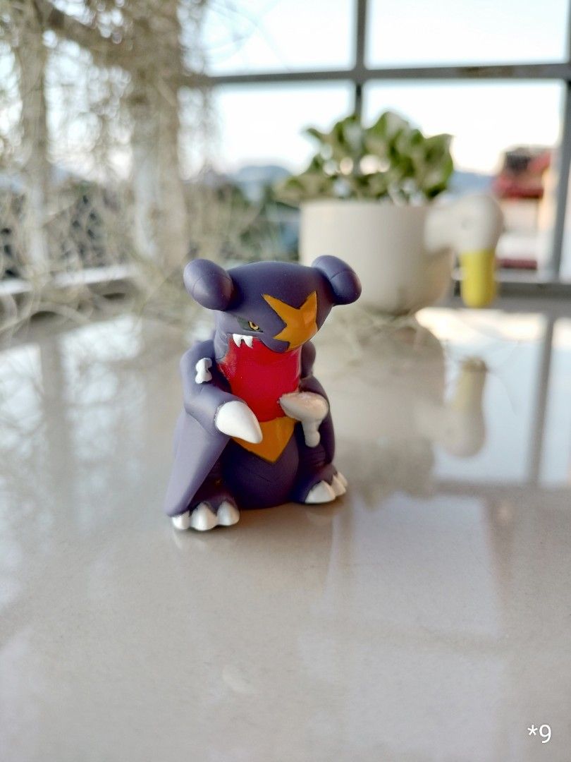 Bandai 2009 Pokemon Finger Puppet _Garchomp, Hobbies & Toys, Toys ...