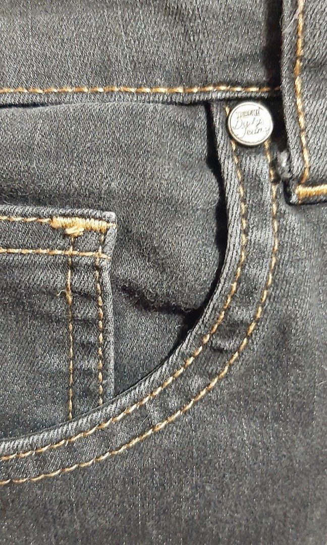 Bench Maong black, Men's Fashion, Bottoms, Jeans on Carousell