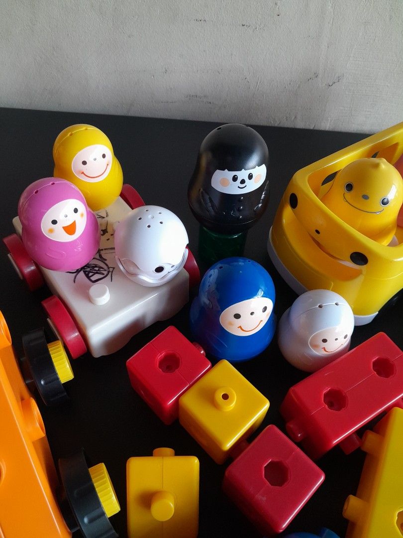 Benesse Blocks and Vehicles on Carousell