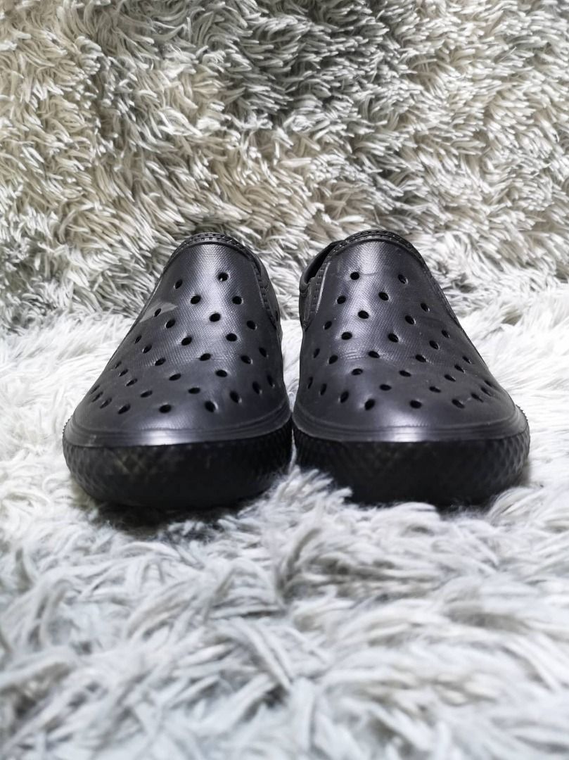 Black Rubber Closed Toe Shoes, Men's Fashion, Footwear, Slippers ...