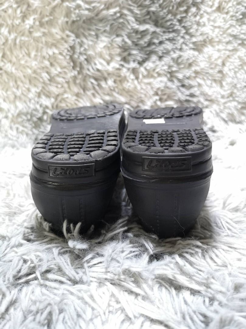 Black Rubber Closed Toe Shoes, Men's Fashion, Footwear, Slippers ...