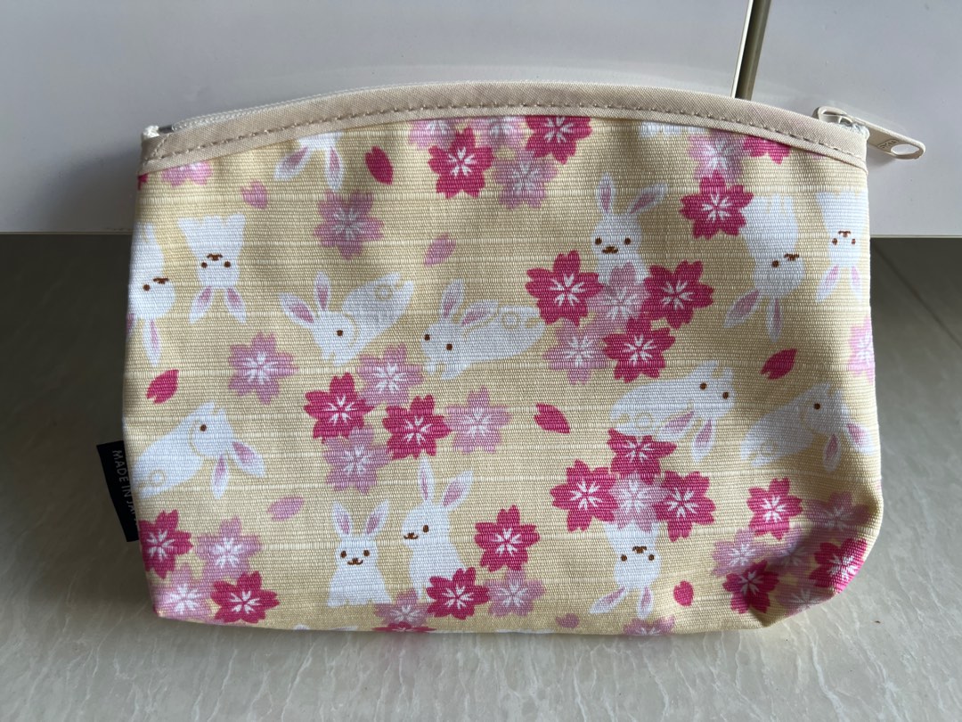 Bunny x Sakura pouch (Made in Japan), Women's Fashion, Bags & Wallets ...